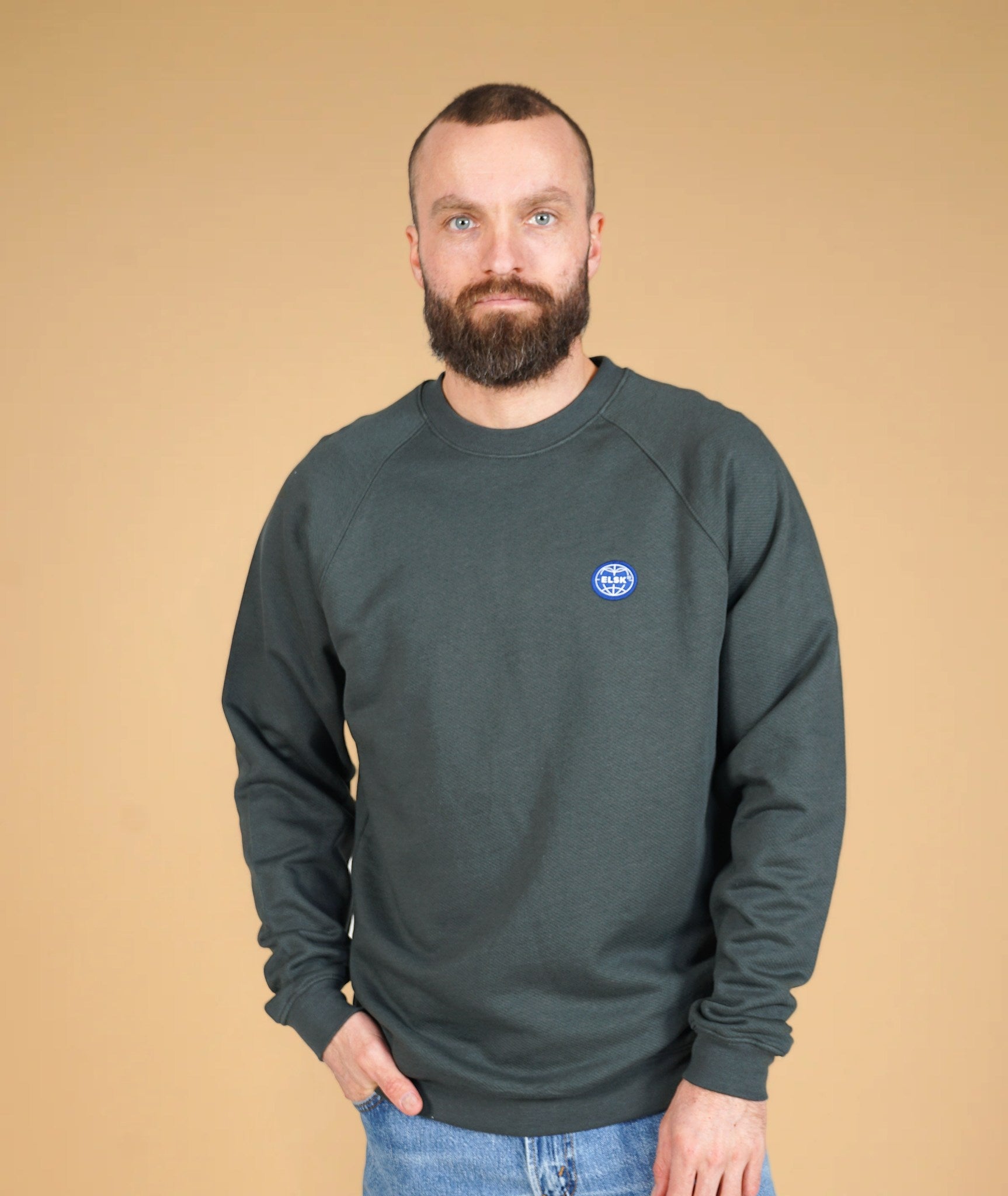 ELSK GLOBE MEN'S TVÆRS CREWNECK | designet med mening - produceret – ELSK®