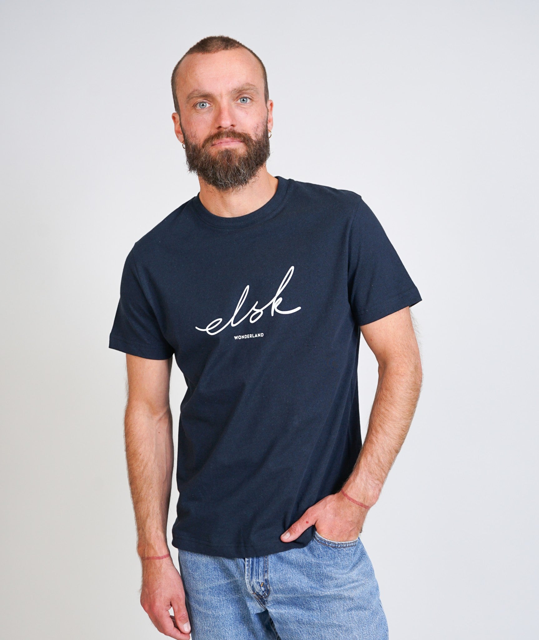 ELSK SIGNED MEN'S RECYCLED T-SHIRT | designet med mening - produceret ...